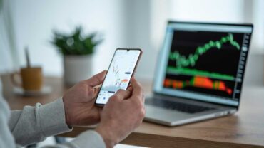 Best Free Stock Trading Platforms [2025] – Zero Commissions